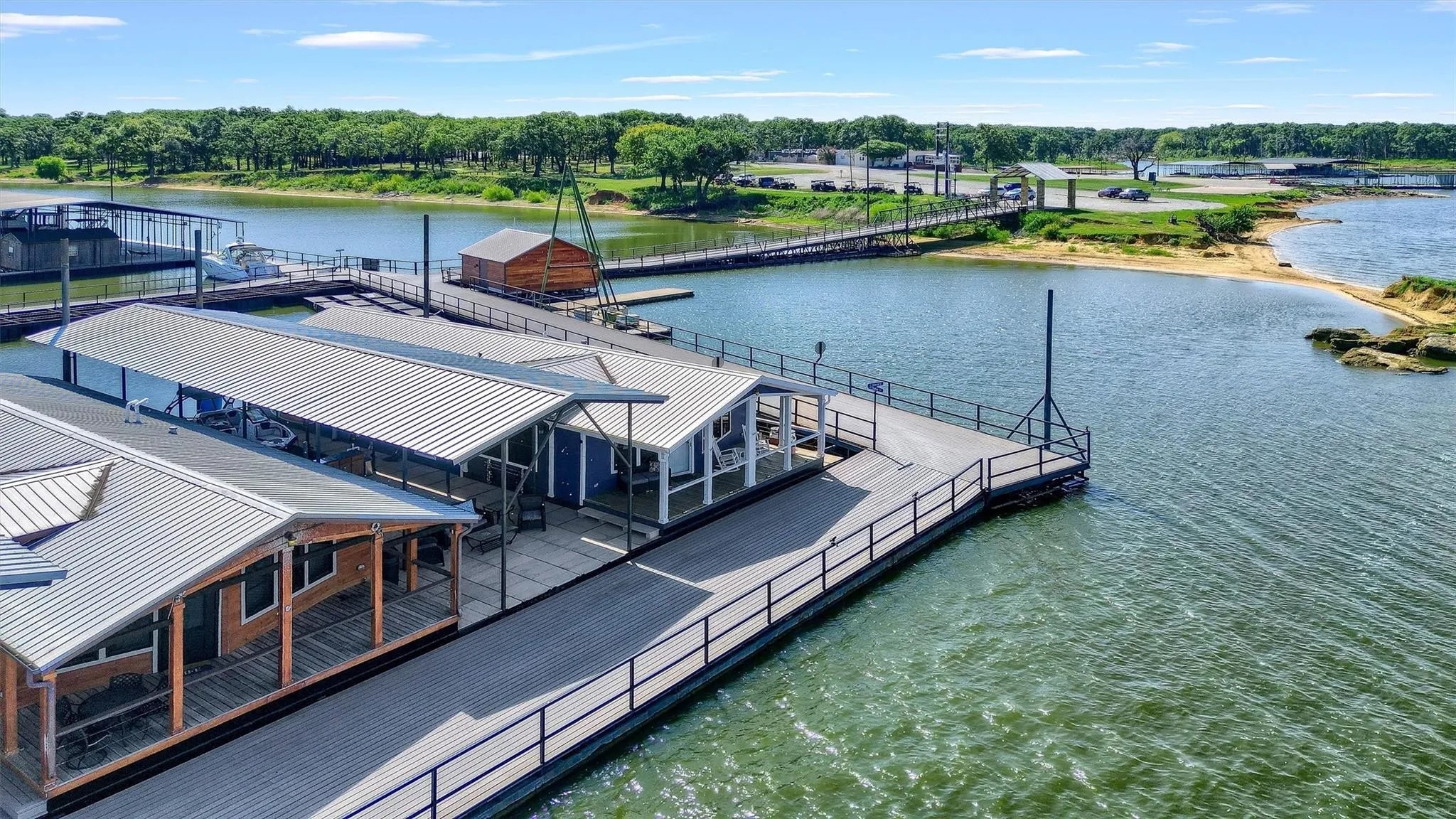 Admiral Way #1 - RECENTLY REDUCED | Floating Home Sales | Flowing Wells ...